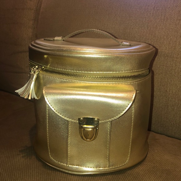 Nordstrom | Bags | Nordstrom Cute Bucket Makeup Bag | Poshmark